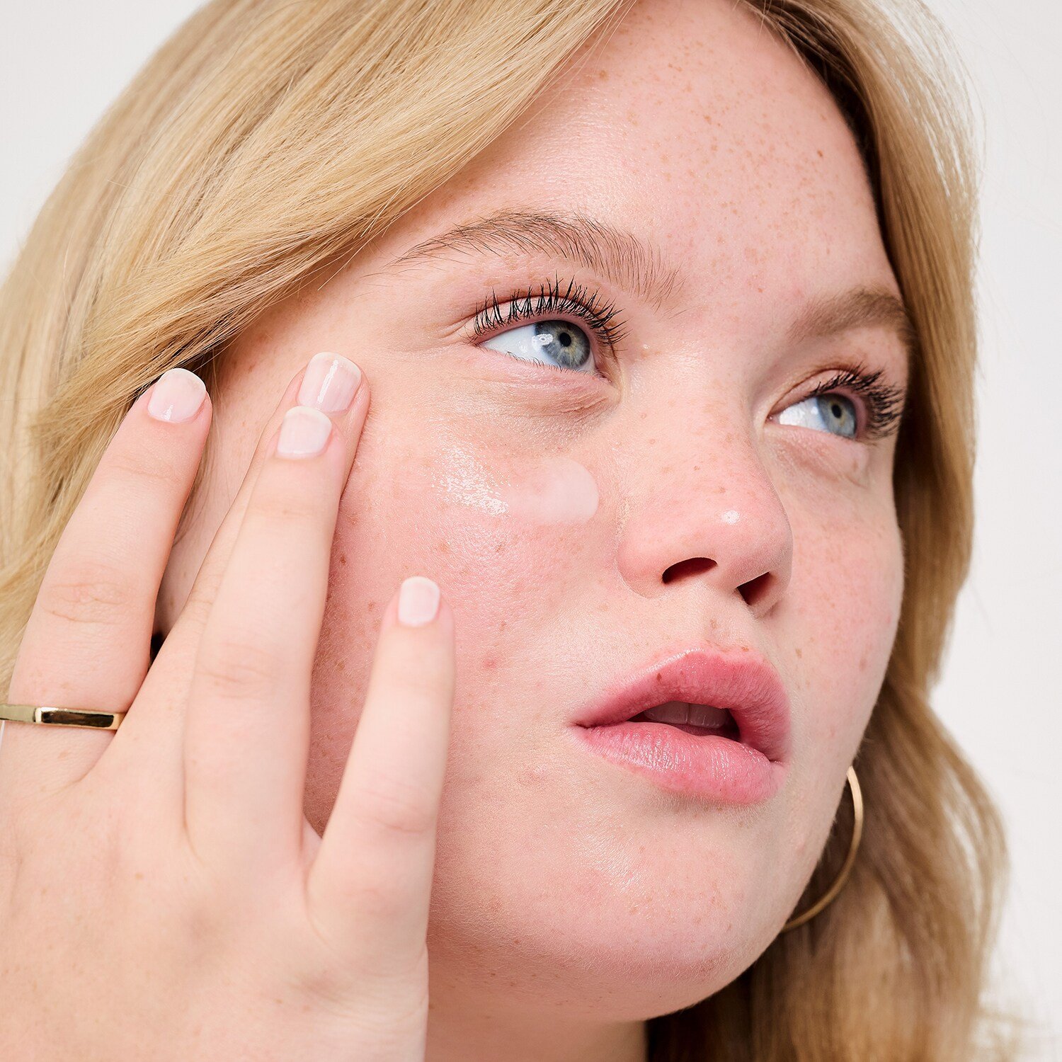 The POREfessional Matte Primer - baza matująca i BENEFIT COSMETICS ≡ ... The POREfessional Matte Primer - baza matująca i BENEFIT COSMETICS ≡ ...