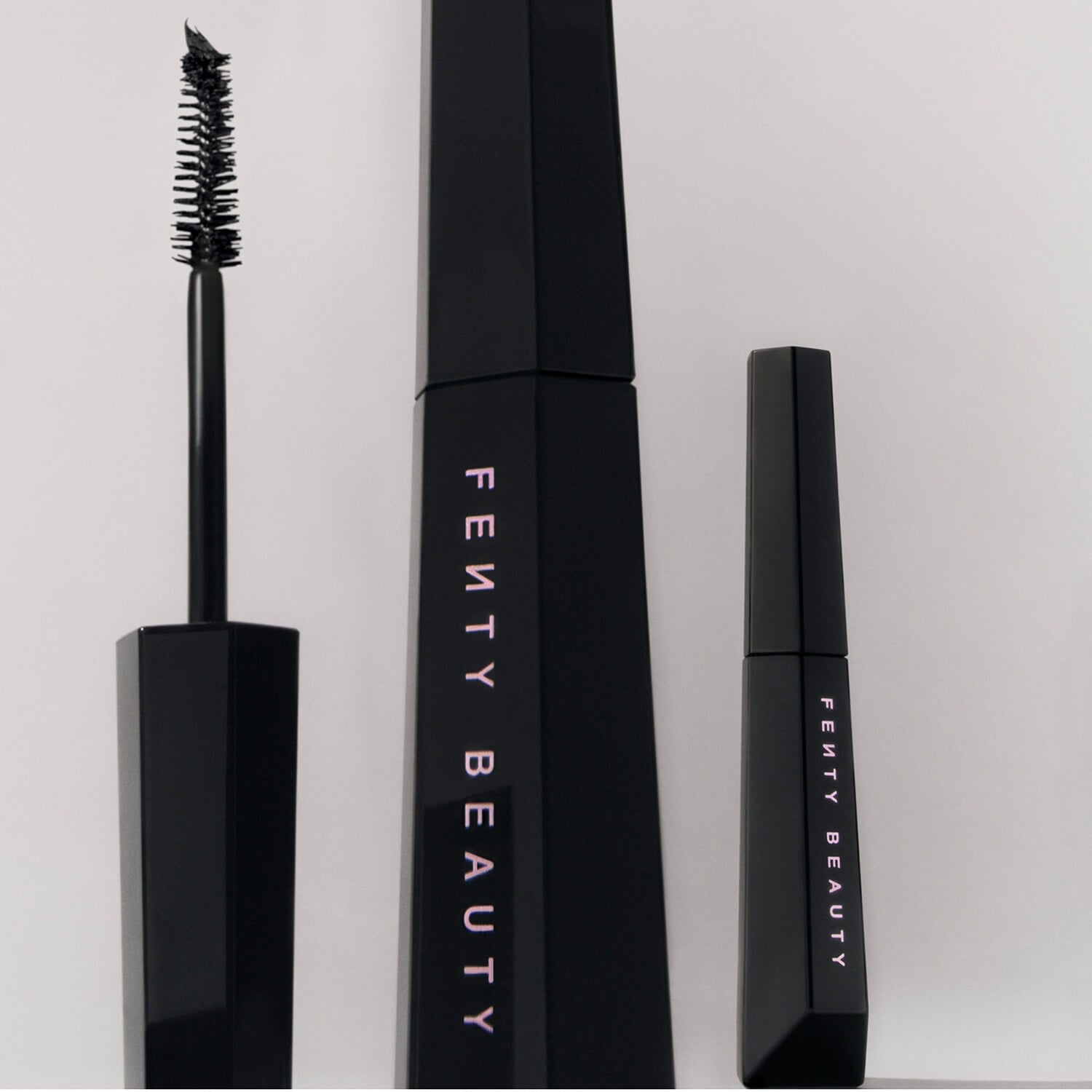 HELLA THICC VOLUMIZING MASCARA - Zagęszczający tusz do rzęs i FENTY ...